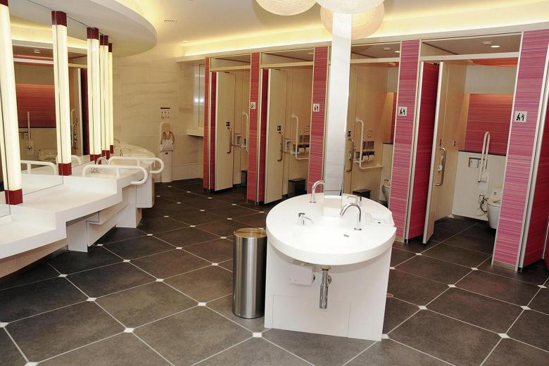 High-tech toilets in Japan aim to be even more user-friendly for ...