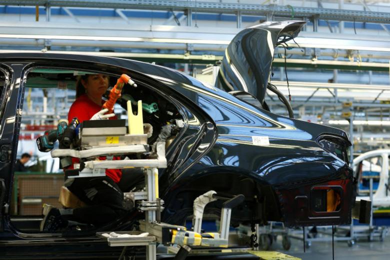 German carmakers condemn use of monkeys in diesel fumes study | The ...