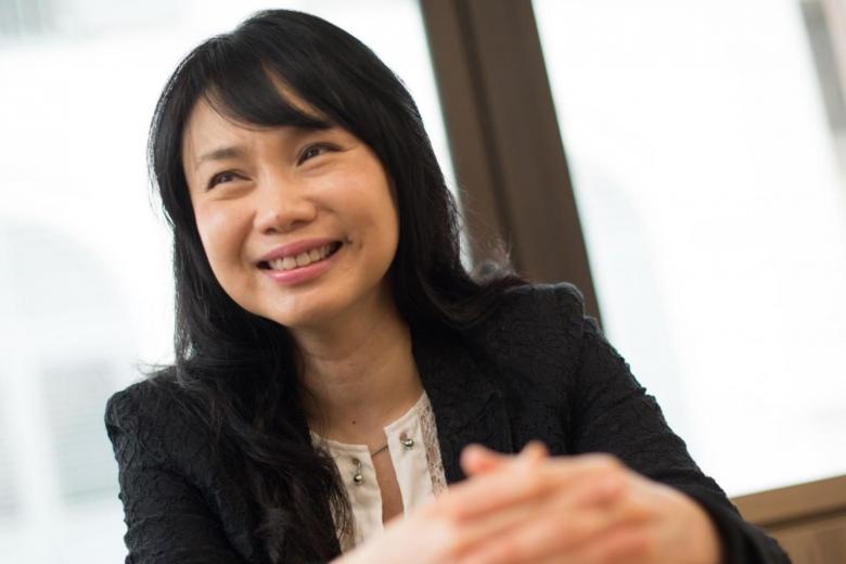 SMRT gets new chief spokesman as Margaret Teo takes over from Patrick ...