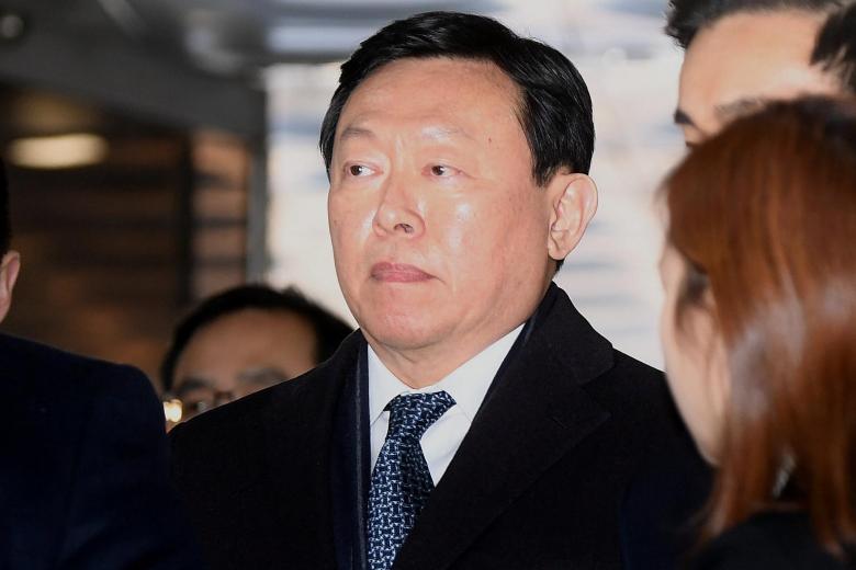 Arrest of Lotte chairman sparks fears of leadership vacuum, shares ...