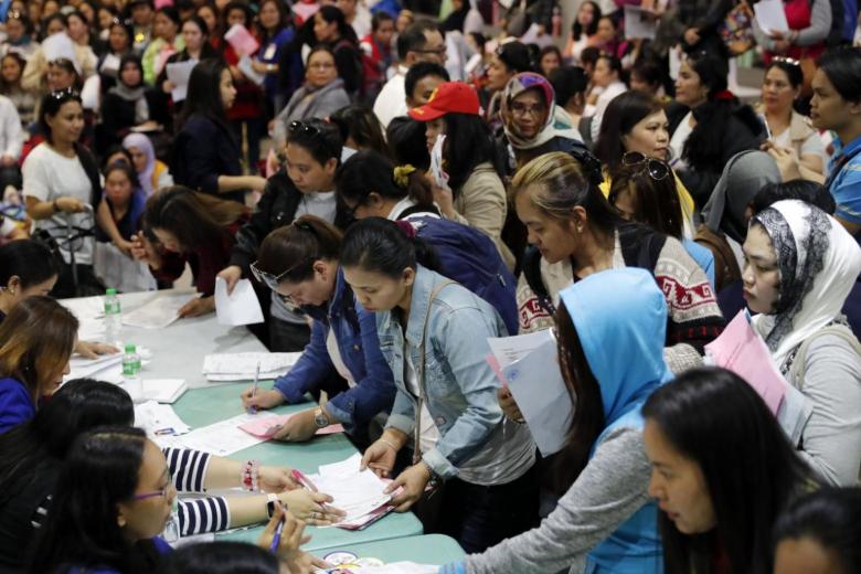 Filipino domestic helpers in Saudi urging government to stop employers ...