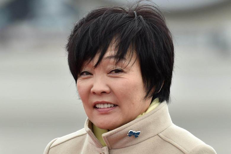 Scandal thrusts Japan PM's colourful wife Akie Abe into spotlight | The ...