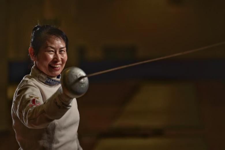 63-year-old fencer fends off cancer to win gold | The Straits Times