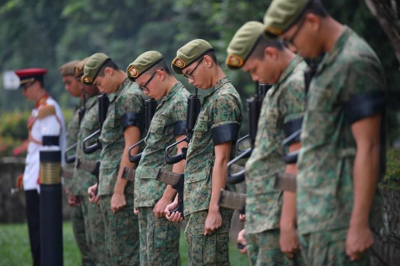 In Pictures: Military funeral for Corporal First Class Dave Lee Han ...