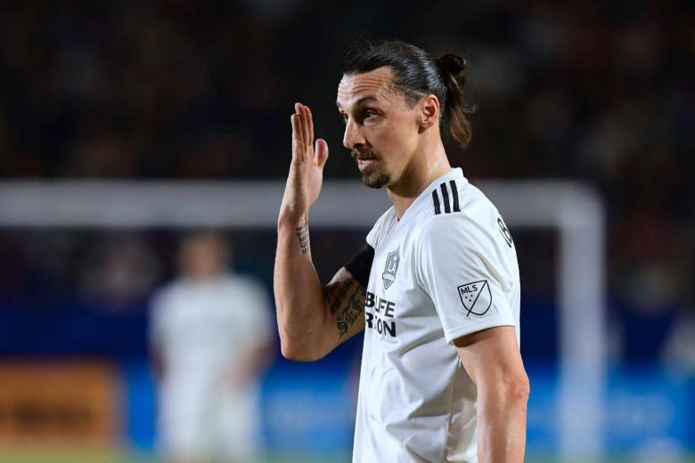 Football: LA Galaxy star Zlatan Ibrahimovic sent off for slapping ...