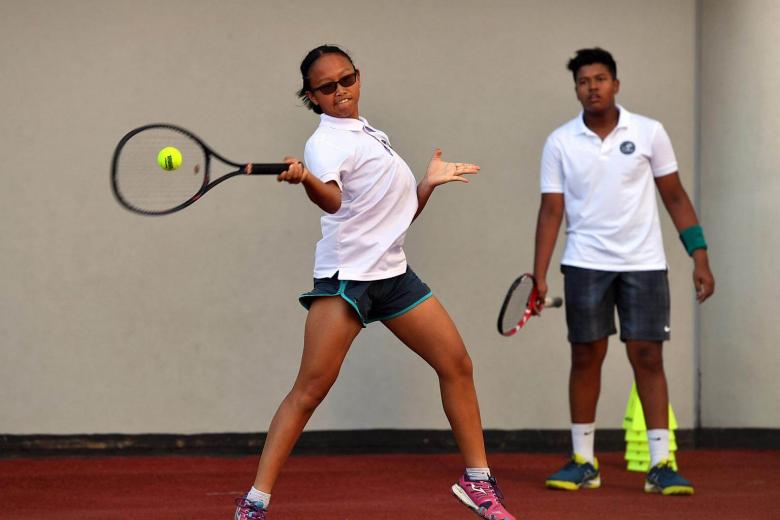 Despite losses, S'pore's Adithya Suresh, Sarah Anne Wong thrilled with Longines Future Tennis ...