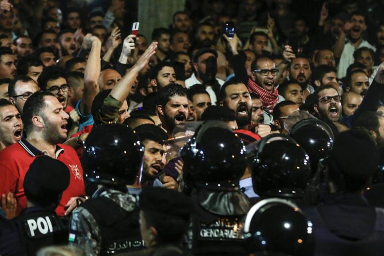Jordan protests snowball over IMF-backed austerity measures | The ...