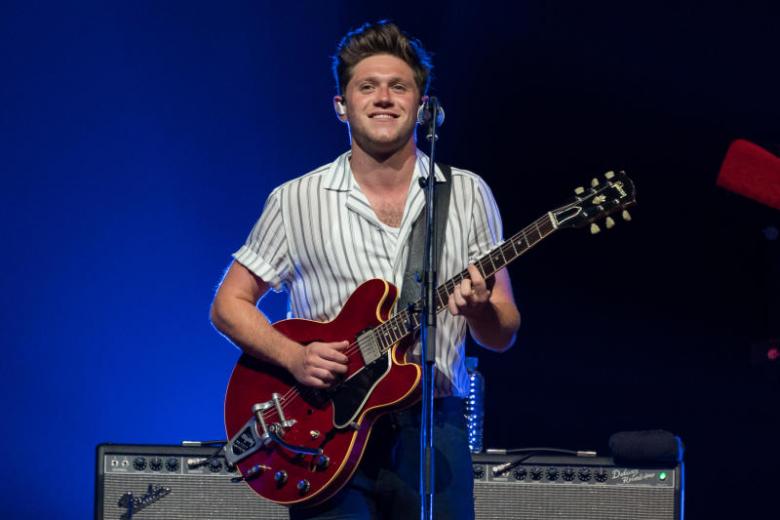 Niall Horan wins Singapore crowd over with sincerity at first concert ...