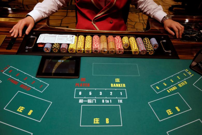 Chinese resorts quietly setting up baccarat tables in Hainan | The ...
