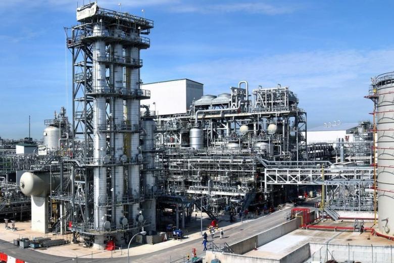 ExxonMobil starts production at multi-billion dollar Singapore resin ...