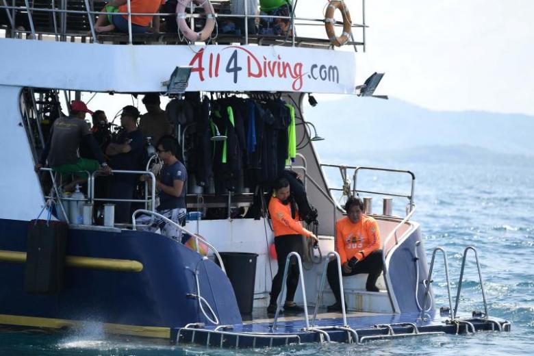 Recovery divers in Thai boat disaster off Phuket confronted by ...