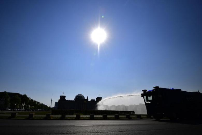 Too hot to handle: Heatwaves cause death and destruction in Northern ...