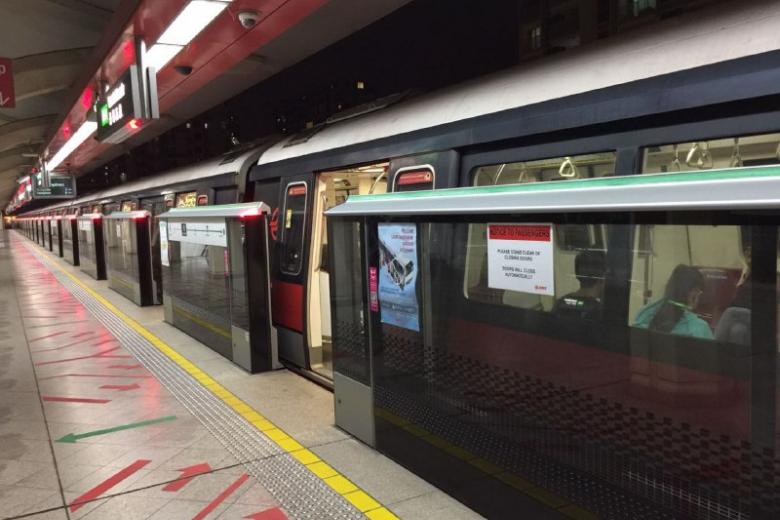 Track fault causes 20-minute delay on East-West line; bus bridging ...