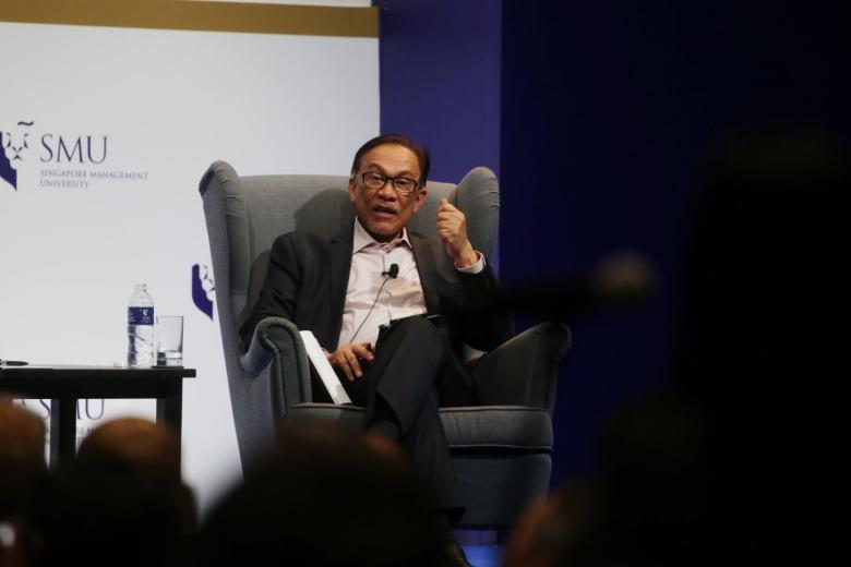 At SMU lecture, Anwar looks forward to Oct 13 by-election challenge and ...