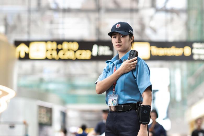 Body cameras, mobile devices for Sats Security officers at Changi ...