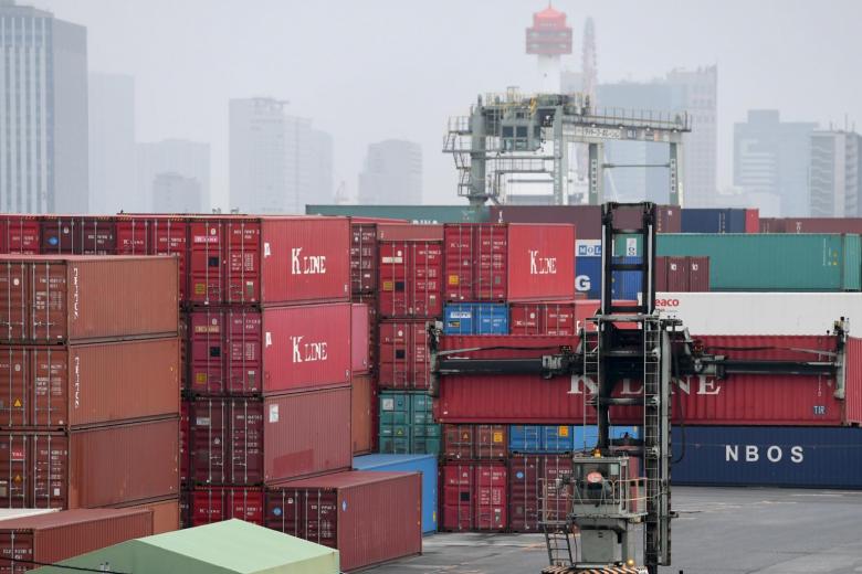 Japan exports fall for first time since 2016 as trade war fears mount ...