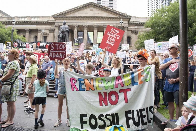 Australian school kids lead mass coal mine protests | The Straits Times