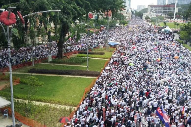 Thousands in KL for street protest against UN rights convention; rally ...