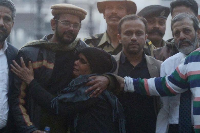 Don't fall in love on Facebook, jailed Indian warns | The Straits Times