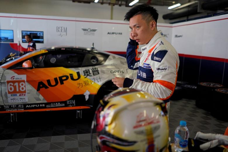 Motor racing: Chinese drivers take baby steps towards their Formula One ...