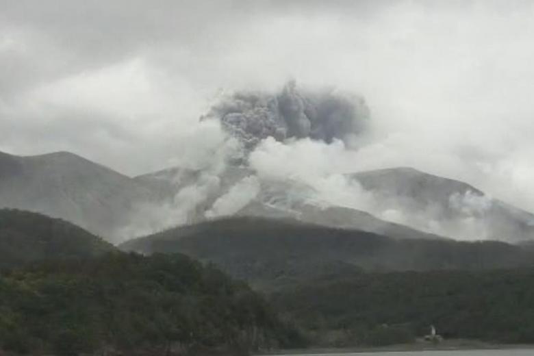 Volcano erupts in southern Japan | The Straits Times
