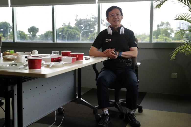 [GLGT] Sim Wong Hoo appeared to be in good health and ran marathons ...