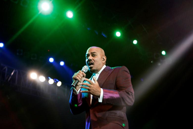 Grammy-winning R&B singer James Ingram dies at 66 | The Straits Times