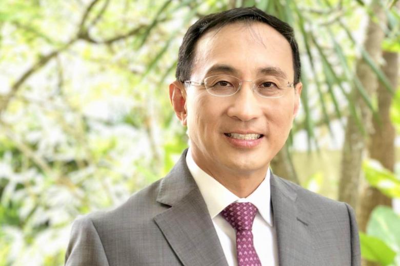 Former SMRT chief Desmond Kuek joins Swiss bank UBS as a divisional ...