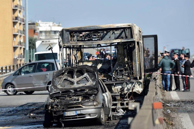 Bus full of children set alight by angry driver in Italy | The Straits ...
