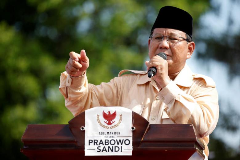 Challenger Prabowo urges Solo voters to help set the country back on ...