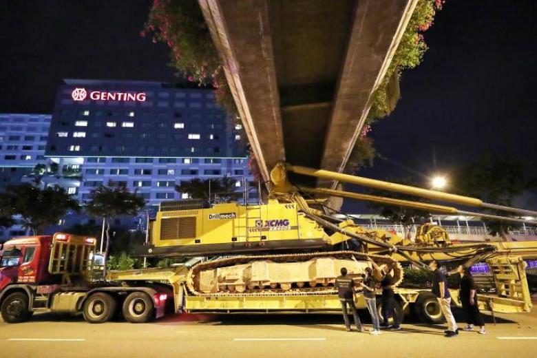 Overhead bridge in Jurong hit by crane safe for public use: BCA, LTA ...