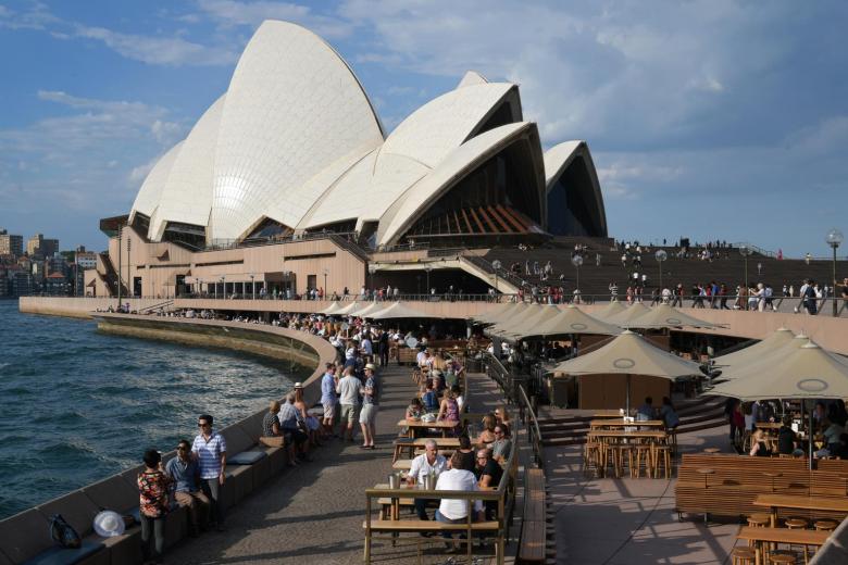 Hundreds evacuated after gas leak at Australia's Sydney Opera House ...