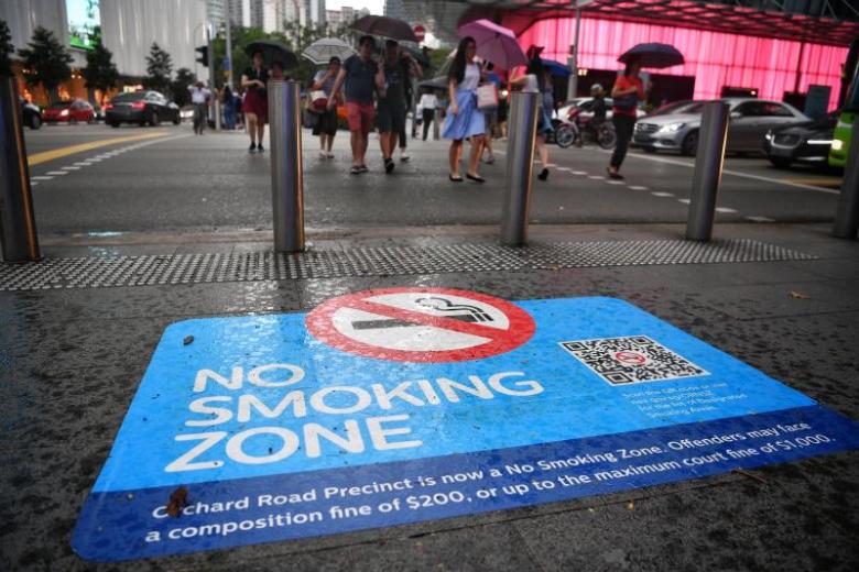 Smoking ban threatens to call last orders on Orchard Road bars | The ...