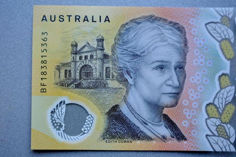 Typo on Aussie $50 note brings blushes for central bank | The Straits Times