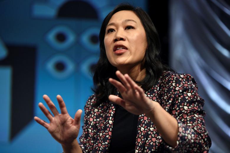 Mark Zuckerberg's security chief faces racism complaint | The Straits Times