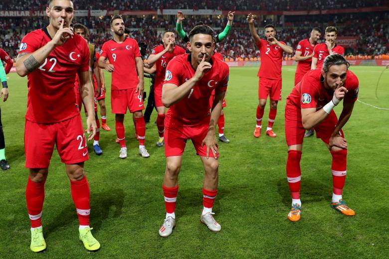 Football: Turkey upset world champion France with a 2-0 home win in ...