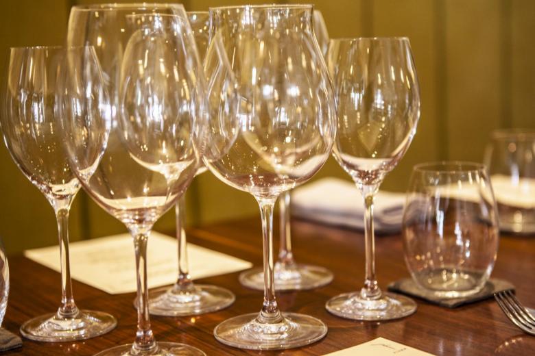 Australia's Plumm glassware has designed a simple five-glass system for ...