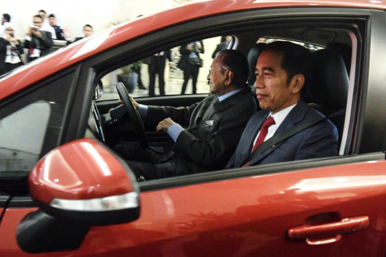 Mahathir in driver's seat on Jokowi's visit to Malaysia | The Straits Times