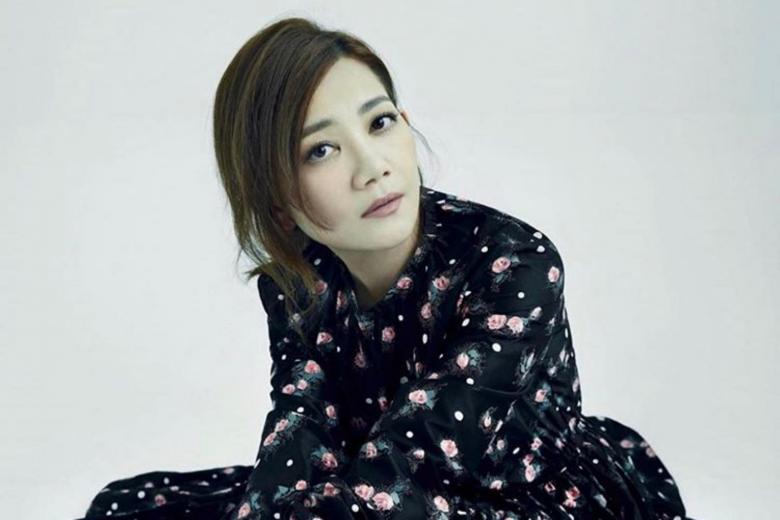 Fans fishing for answers to question of whether singer Fish Leong and ...