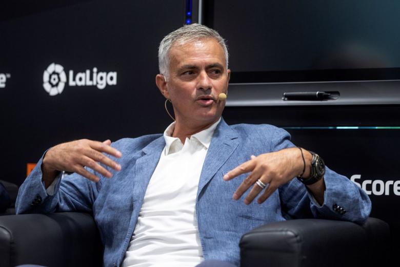 Football: Bored Mourinho itching for managerial return, on his terms ...