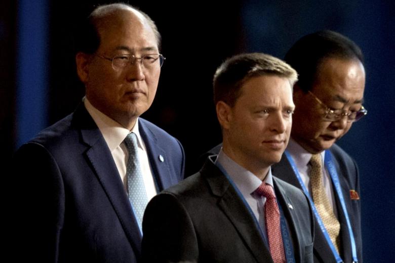 White House Asia expert Matt Pottinger to become deputy national ...