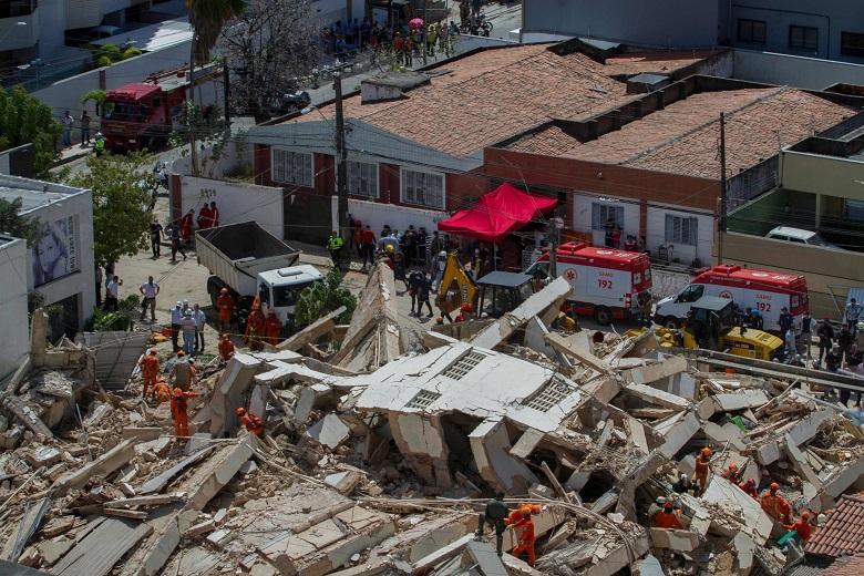 Brazil building collapse death toll reaches nine, says official | The ...