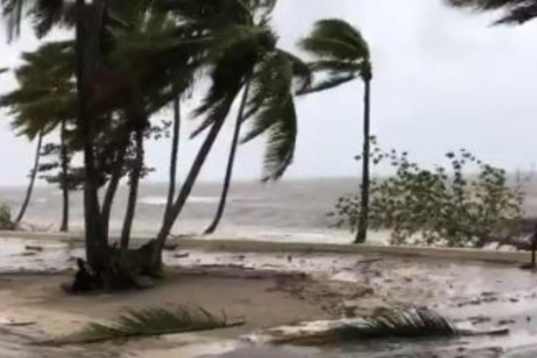 Nearly 2,000 evacuated as 'scary' Cyclone Sarai hammers Fiji | The ...
