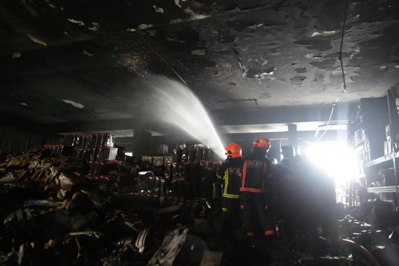 Fire breaks out at Tagore Drive building, SCDF mobilises 16 emergency ...