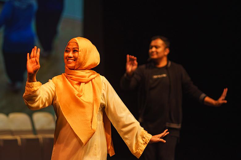 Theatre review: Mak-Mak Menari charms with moving stories and ...