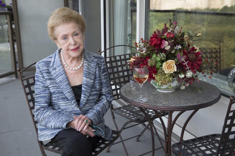 Mary Higgins Clark, queen of suspense novels, dies at 92 | The Straits ...