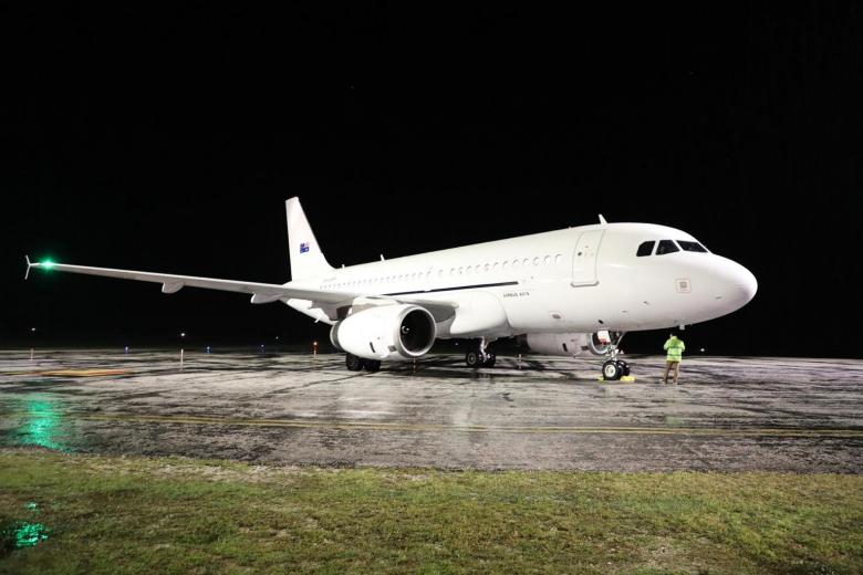 Coronavirus: Evacuee plane from Wuhan arrives in New Zealand | The ...