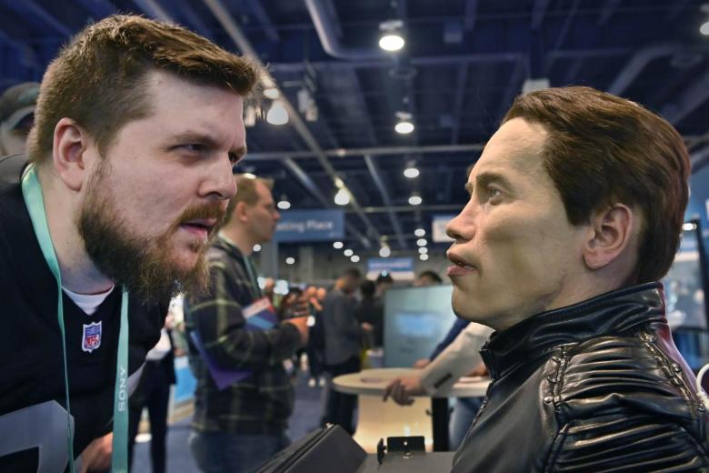 Robot with coronavirus advice hits New York's Times Square | The ...