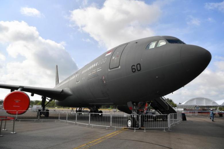 Airbus and RSAF ink agreement to develop automatic air refuelling ...