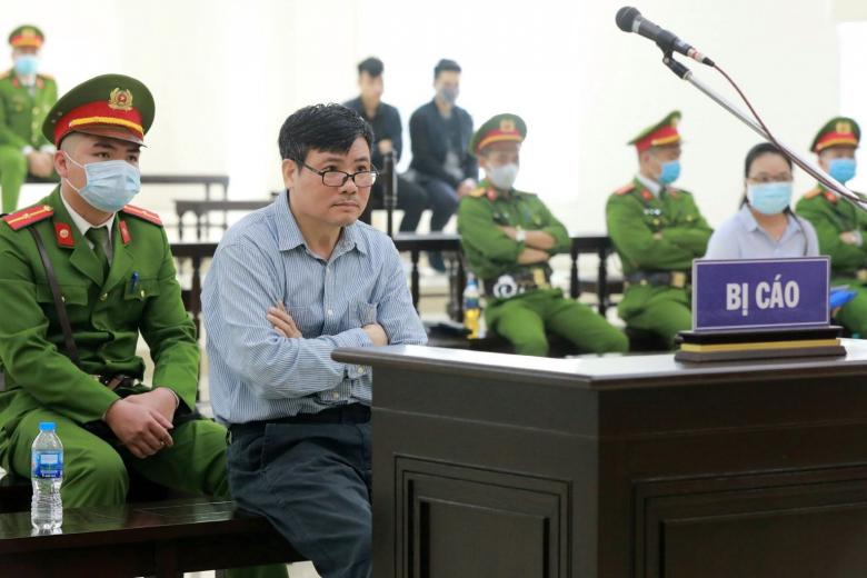 Vietnam newsman critical of ruling party gets 10 years' jail over land ...
